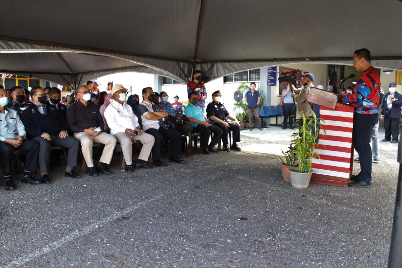 PEJABAT DAERAH RANAU